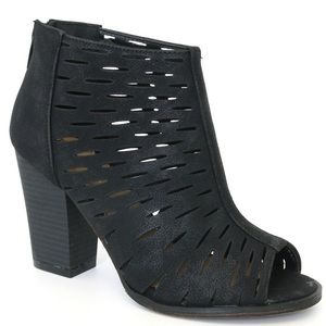 Restricted | Shoes | Laser Cut Stacked Heel | Poshmark